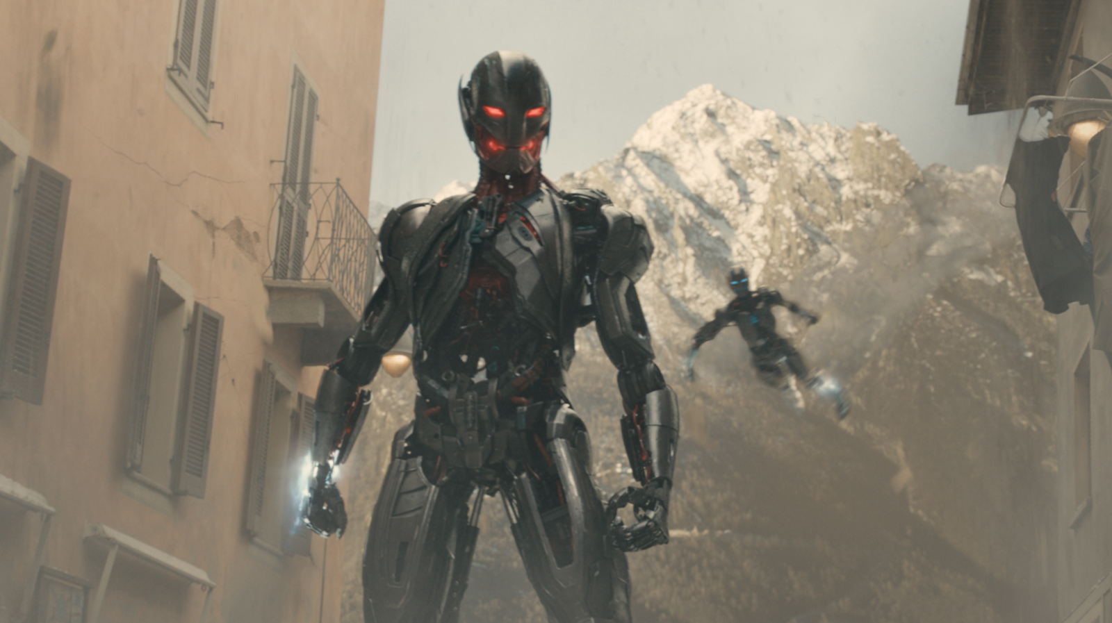 Fans Are Theorizing About the Bots From the ‘Doctor Strange 2’ Trailer