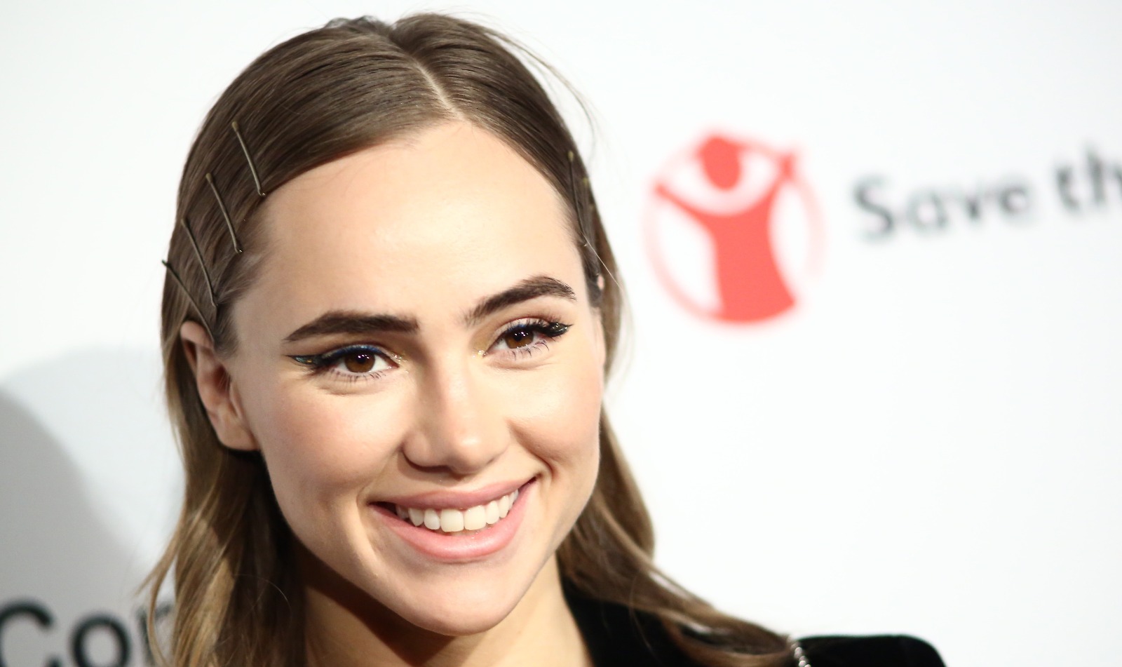 Who Is Suki Waterhouse, Robert Pattinson’s Girlfriend?