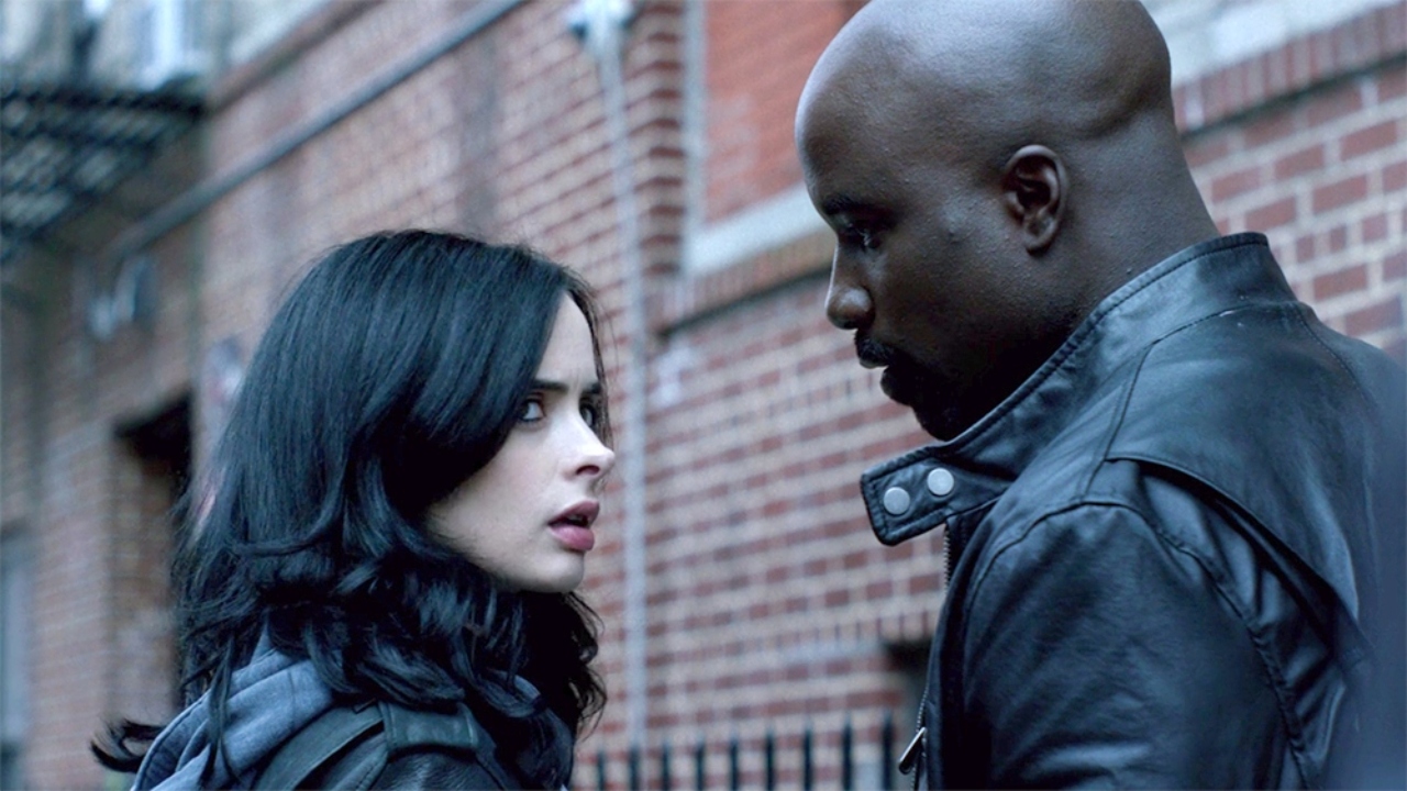 Insanely Accurate ‘Luke Cage’ and ‘Jessica Jones’ Cosplays Have Fans ...