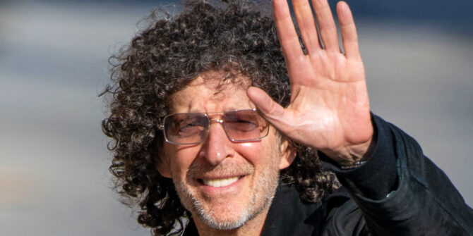 Does Howard Stern Wear a Wig?
