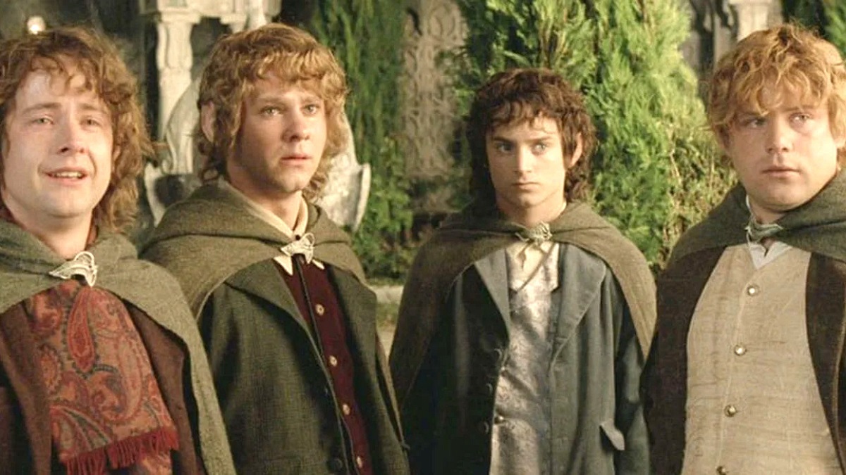 Elijah Wood Shares Fantastic Hobbit-Inspired Album Cover