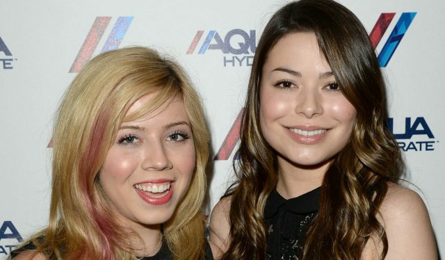 Are Miranda Cosgrove And Jennette McCurdy Still Friends? 'iCarly' Stars ...