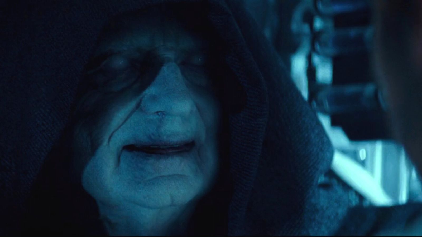 Fans Shared How They Felt After Learning That, Somehow, Palpatine Returned