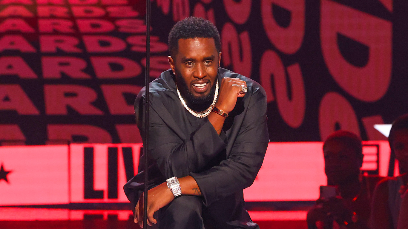 2000's Rap Icons Team Up For Talk Show, Of All Things