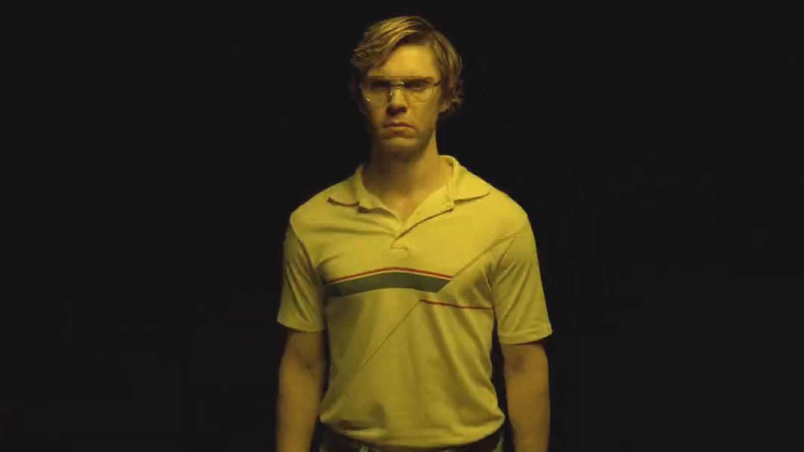 Evan Peters Becomes Jeffrey Dahmer in New Teaser for Netflix Limited Series