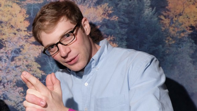 Joe Pera Isn't Amused He Keeps Getting Compared To Evan Peters Jeffrey ...