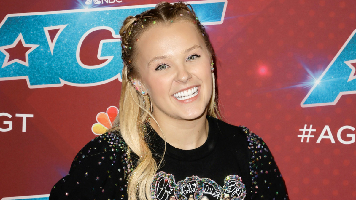 Jojo Siwa New Girlfriend Avery Cyrus: Who Is She And Is She Related To ...