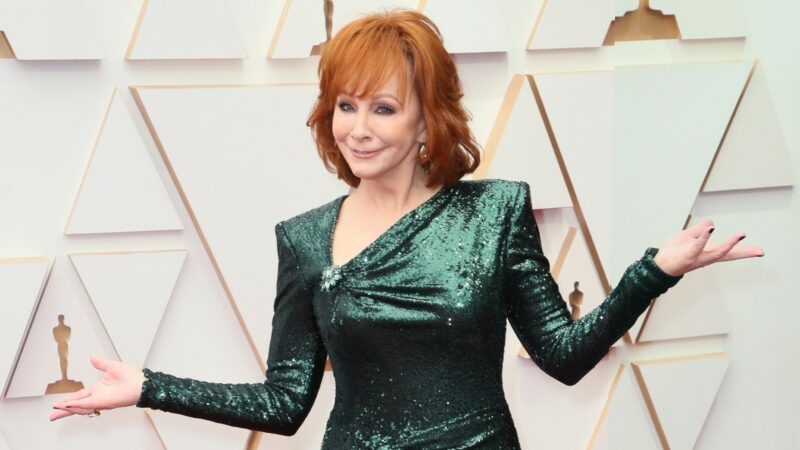 Reba Fans Are Wondering Whether or Not She's Real in New Photo