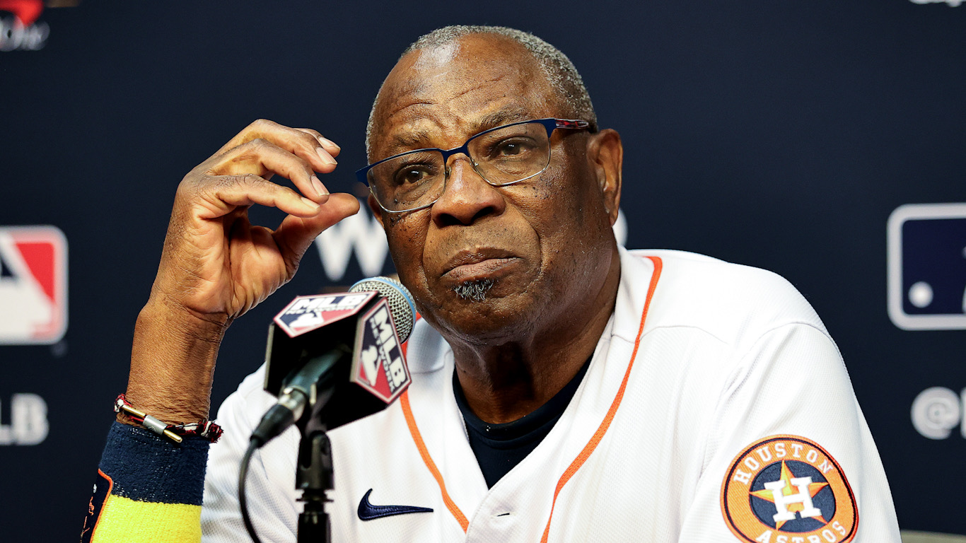 Dusty Baker Questionably Name Drops Bill Cosby