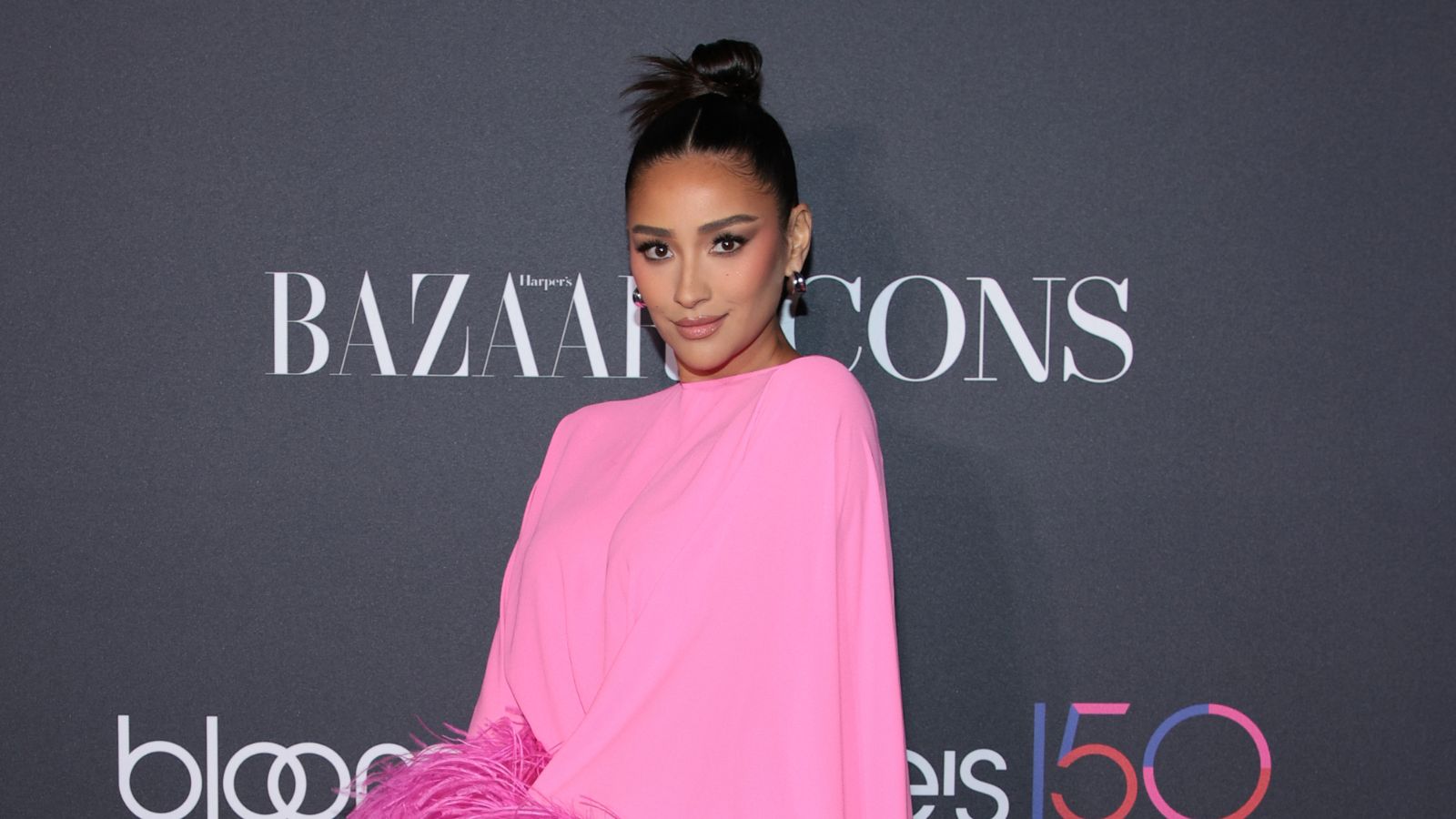 ‘Pretty Little Liars’ Star Shay Michell Has Appears To Come Out as ...