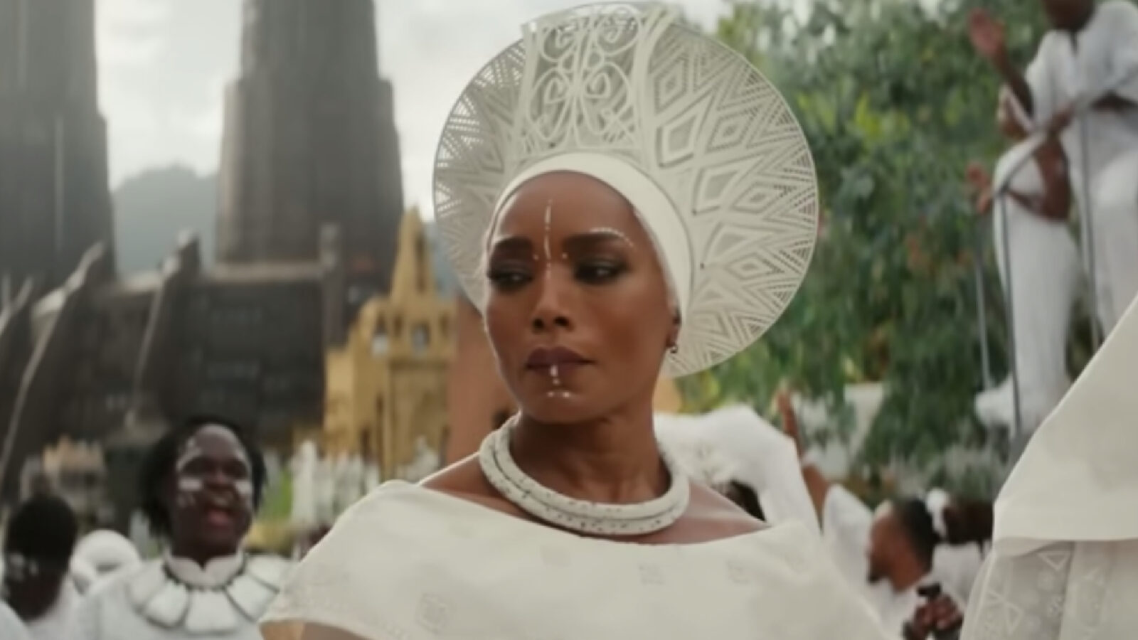 'Wakanda Forever' Costume Designer Wanted To Bring Everyone Together ...