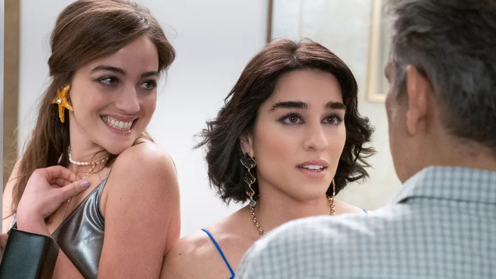 Is Mia from 'The White Lotus' a Professional Singer?