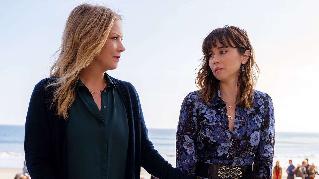 How Does ‘Dead to Me’ Season 3 End? The Series Finale, Explained