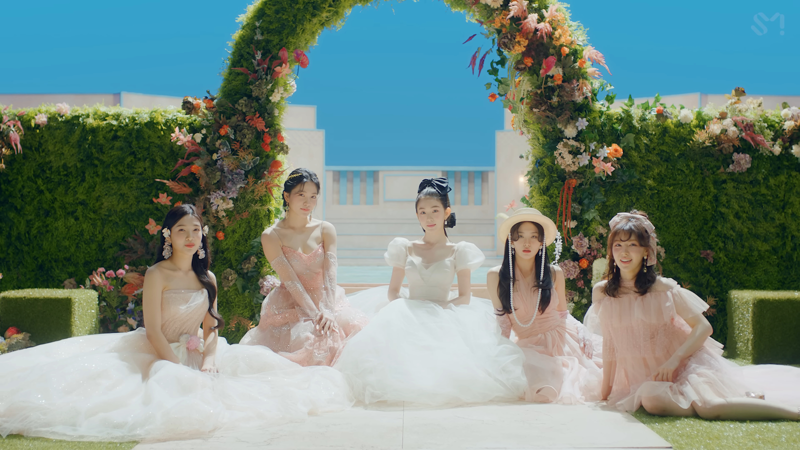 All Red Velvet Members, Ages, Birthdays, and More