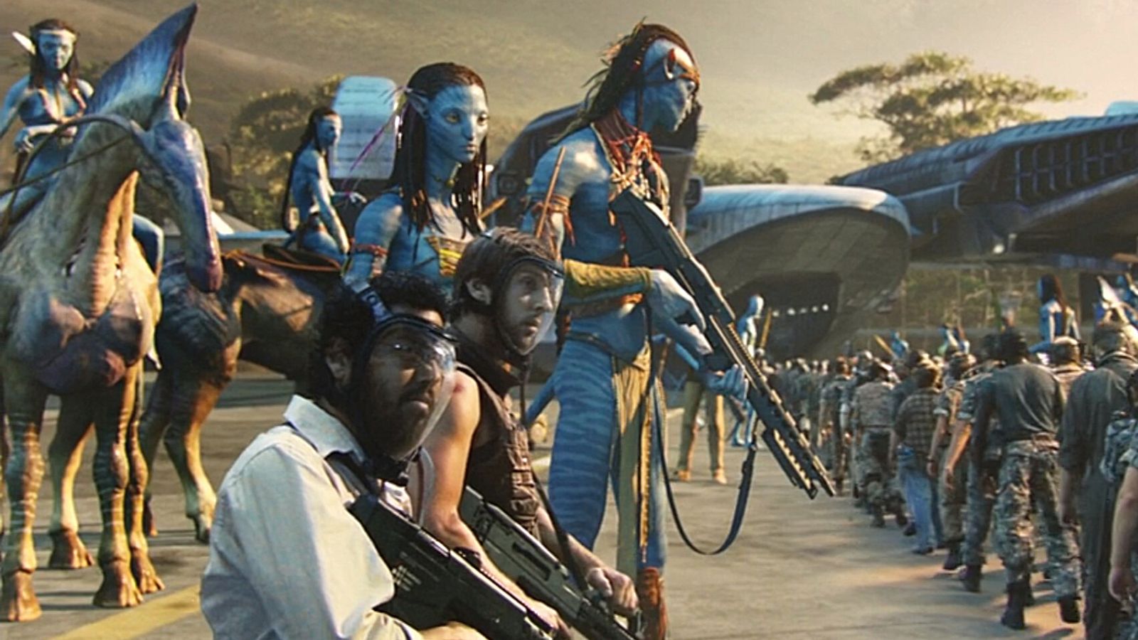 Which Humans Stayed on Pandora After the Events of 'Avatar?'