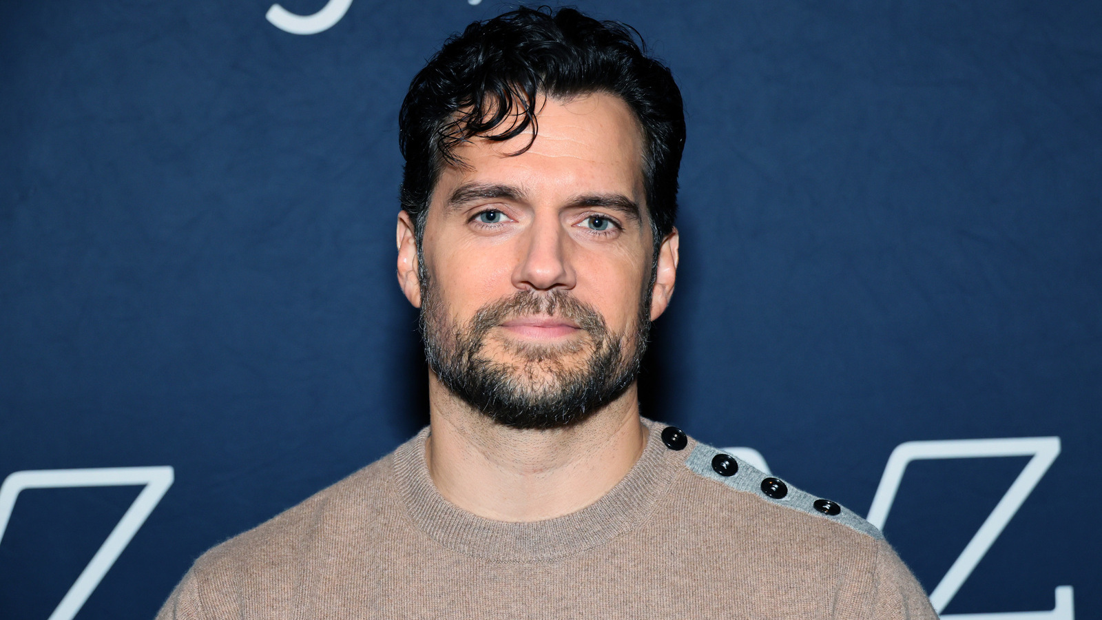 Henry Cavill Officially Announces ‘Warhammer 40K’ TV Series at Amazon