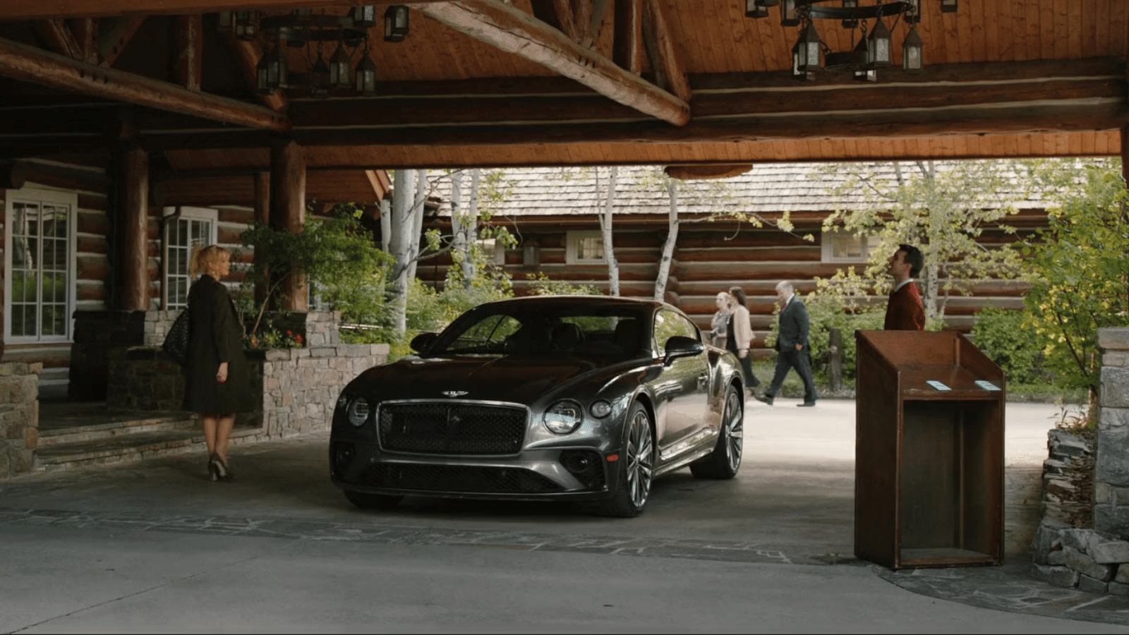 What Kind of Car Does Beth Drive in ‘Yellowstone?'