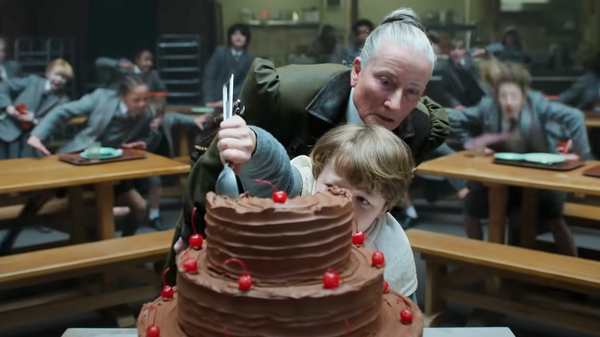 Even a Fractured Ankle Could Not Stop Emma Thompson From Filming ...