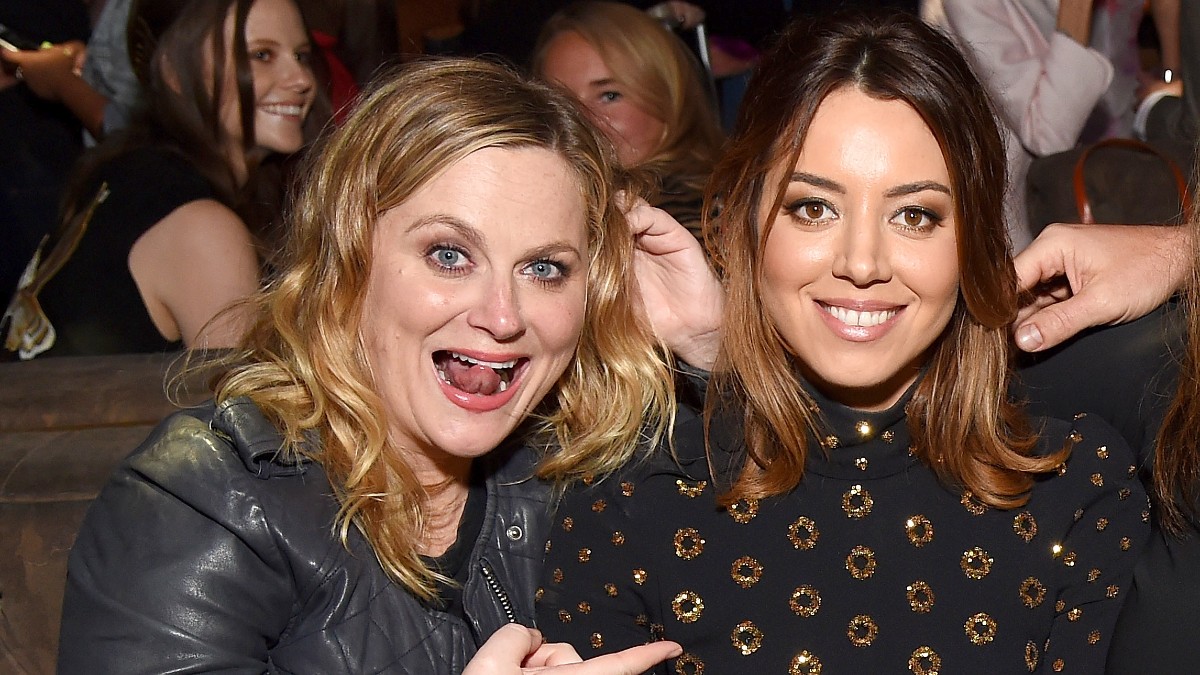 ‘Parks and Rec’ Fans Blown Away by Leslie Knope and April Ludgate ‘SNL ...