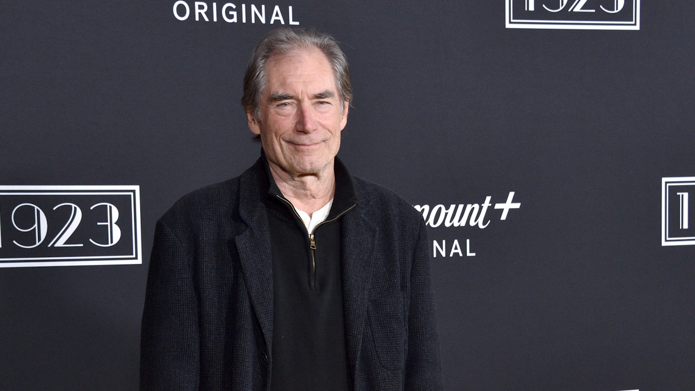Timothy Dalton Finally Makes His Evil Appearance in ‘Yellowstone ...