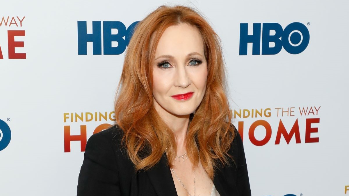 All of J.K. Rowling's Controversial Behavior Over the Years, From ...