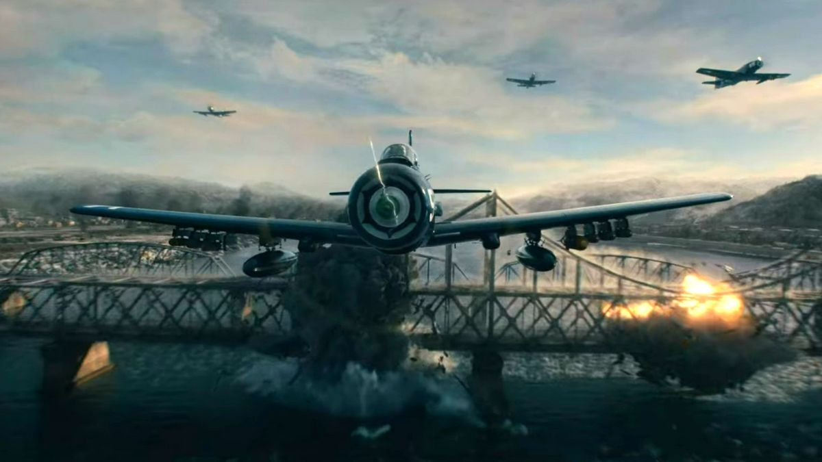 'Devotion', A Hidden Gem Overshadowed by ‘Top Gun’, Crash Lands at ...