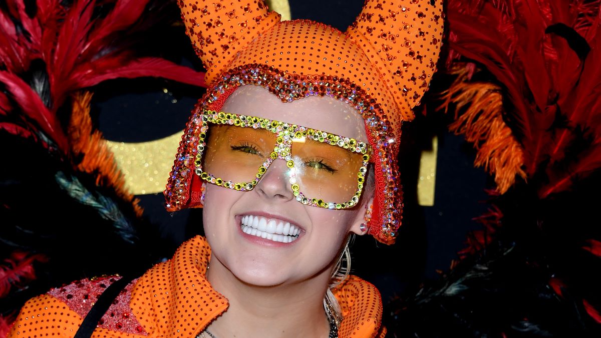 JoJo Siwa Headed to the Big Screen With a New Horror-Thriller From the ...