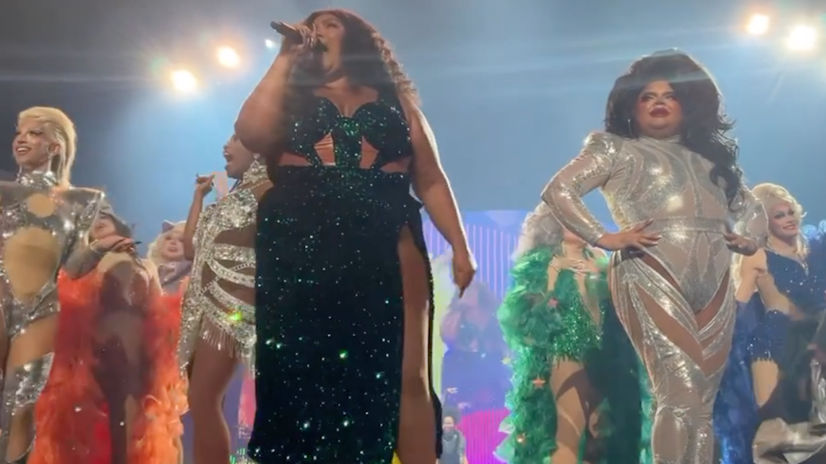 Rather Than Canceling Tennessee, Lizzo Being the Queen Brings Drag ...