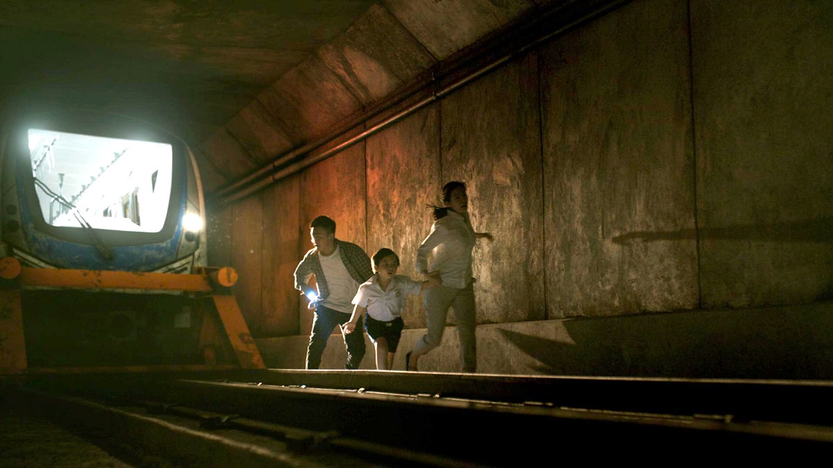 A Subterranean Creature Feature Gets Trapped in the Streaming Tunnels