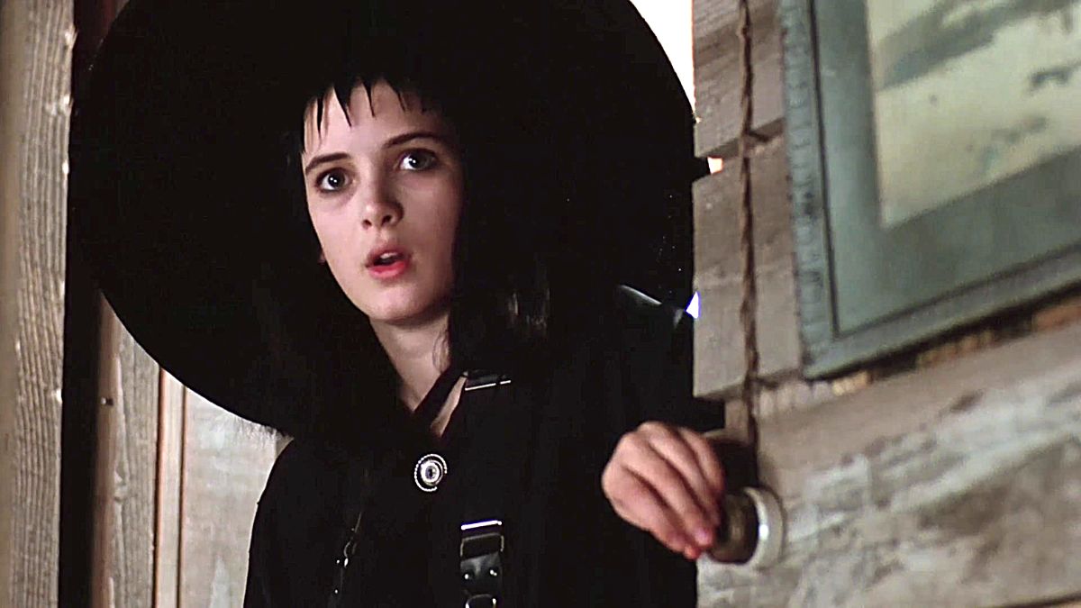 Winona Ryder Returns As Lydia Deetz In 'Beetlejuice 2' Set Photos