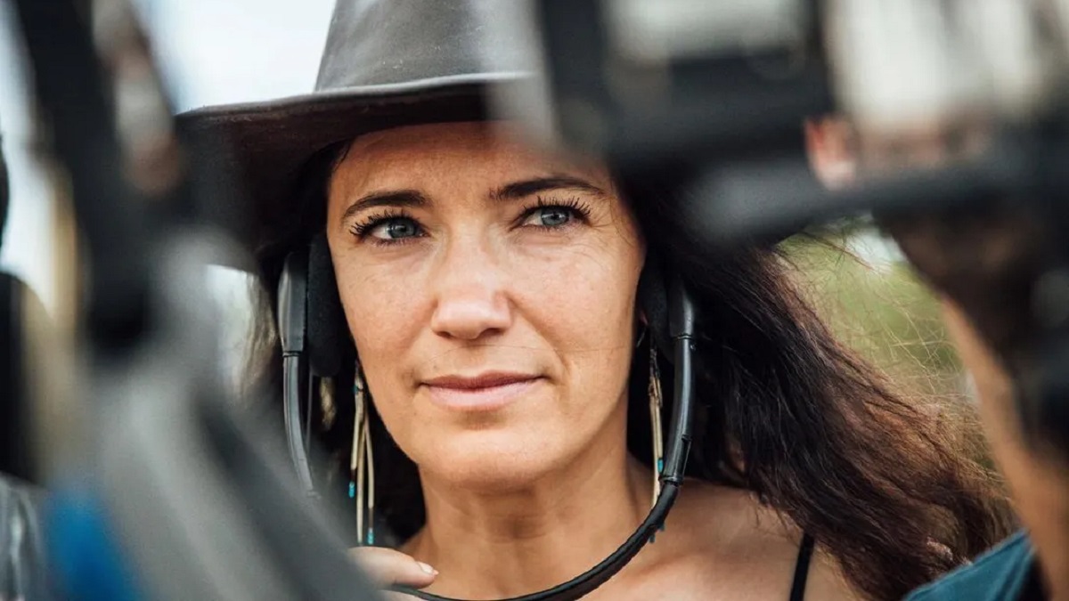 Exclusive Interview: Director April Mullen Talks Sci-Fi Thriller ‘Simulant'