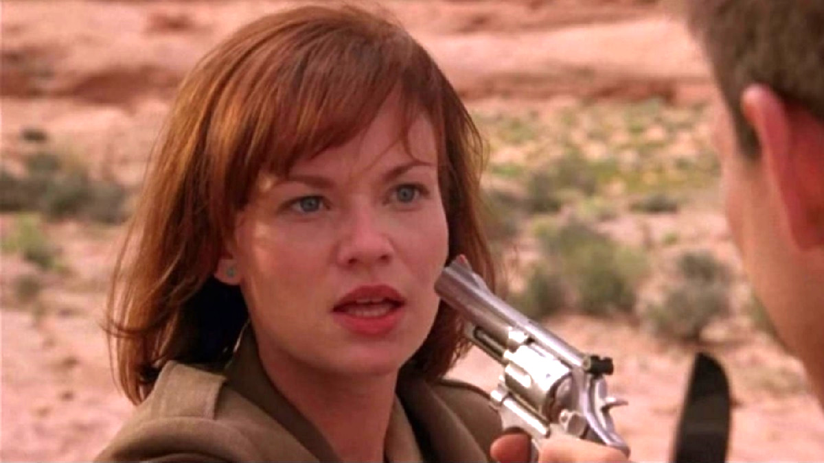 Samantha Mathis Broken Arrow