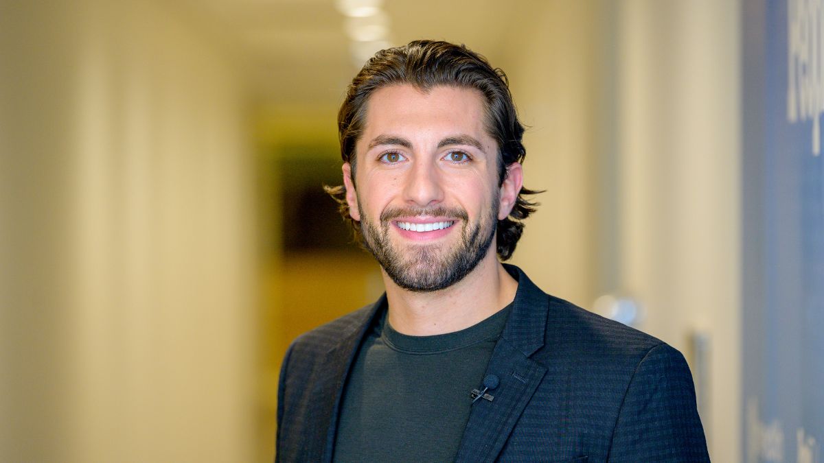 ‘It’s Ok to Ask For Help’: Bachelor Nation Jason Tartick Gets ...