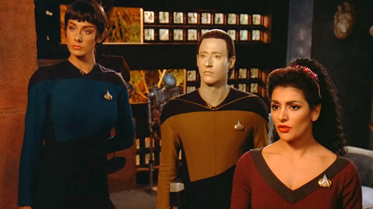 ‘Star Trek’ Uniform Colors, Explained