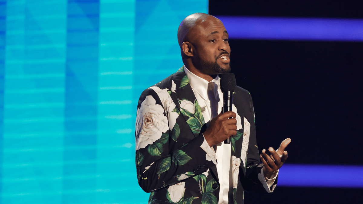 Is Wayne Brady Married?