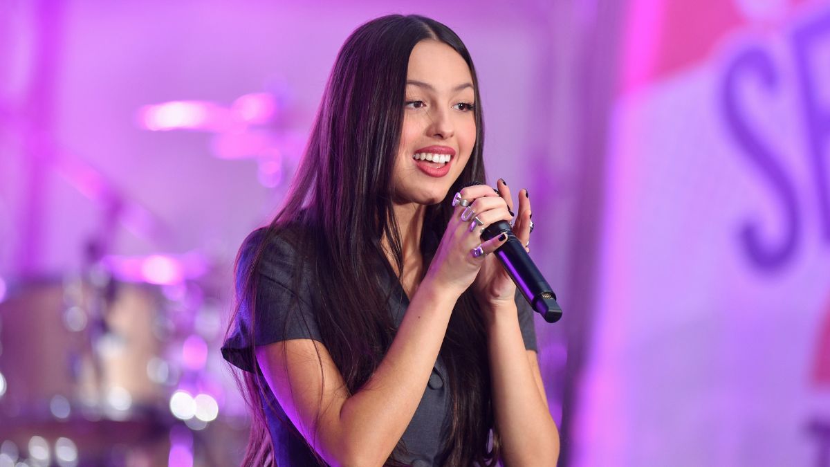When Did Olivia Rodrigo Start Singing?