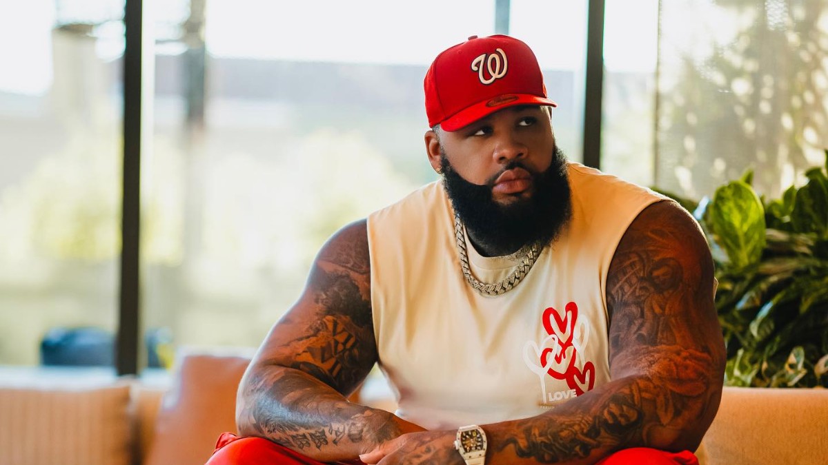 Who Is Kane Kongg And Who Did He Punch?