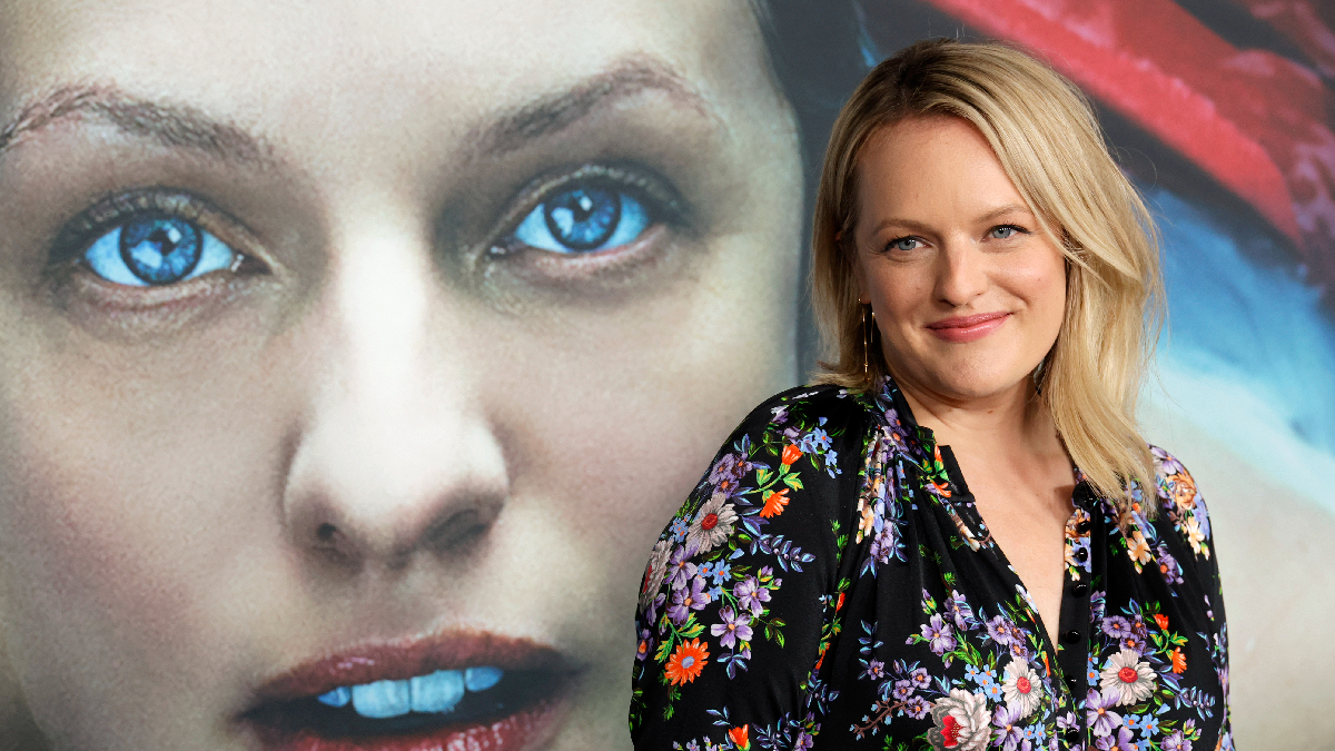 Is Elizabeth Moss Pregnant? Answered