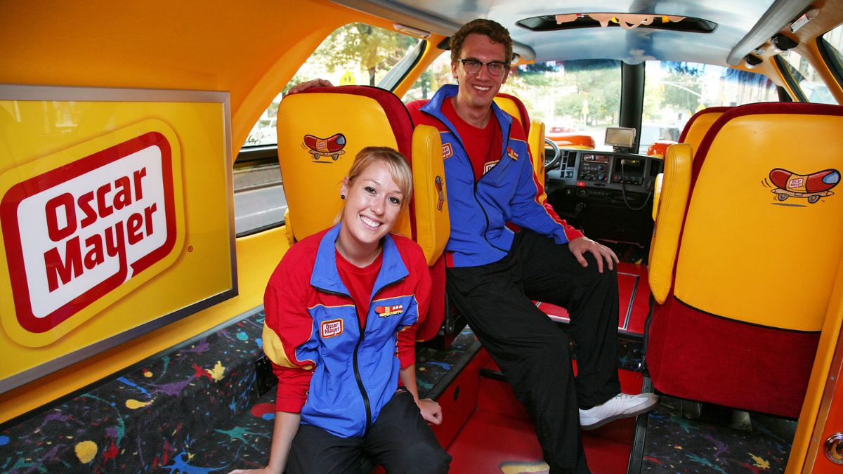 How Much Do Oscar Mayer Wienermobile Drivers Make, and How Can I Become ...