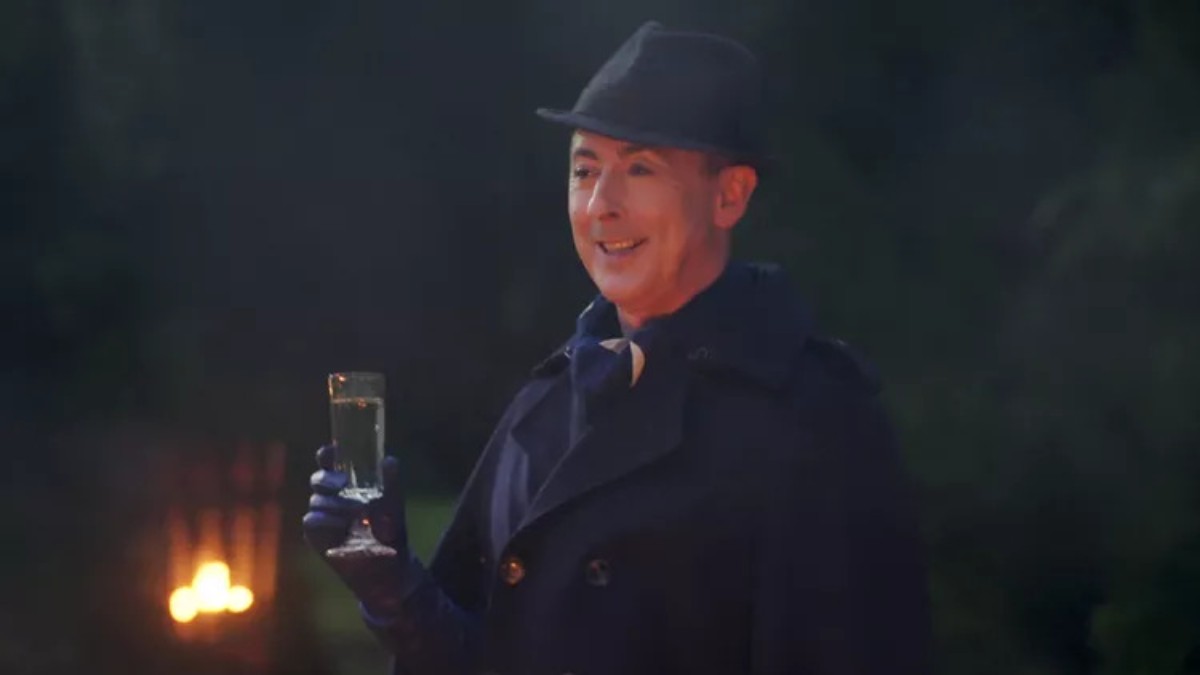 Alan Cumming's Most Dazzling 'The Traitors' Outfits, Ranked