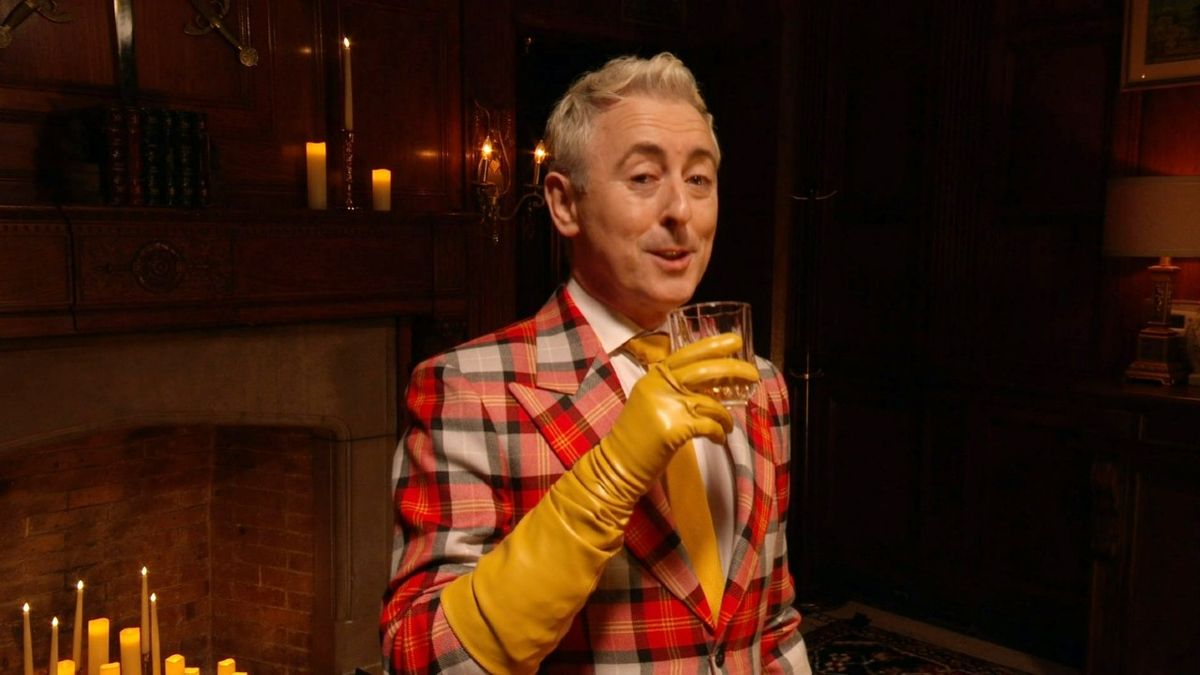 Alan Cumming's Most Dazzling 'The Traitors' Outfits, Ranked