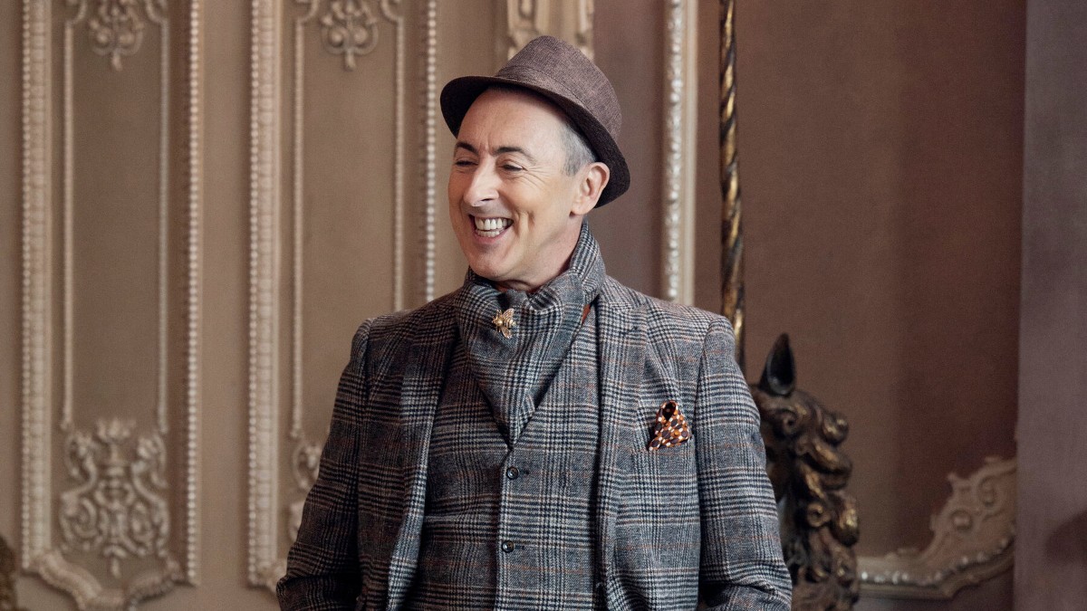 Alan Cumming's Most Dazzling 'The Traitors' Outfits, Ranked