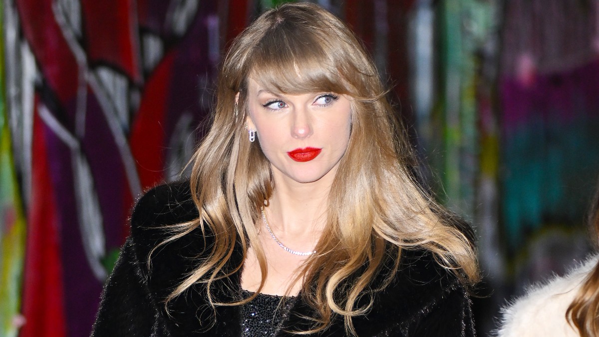 Why Did Taylor Swift Threaten Legal Action Against a College Student ...