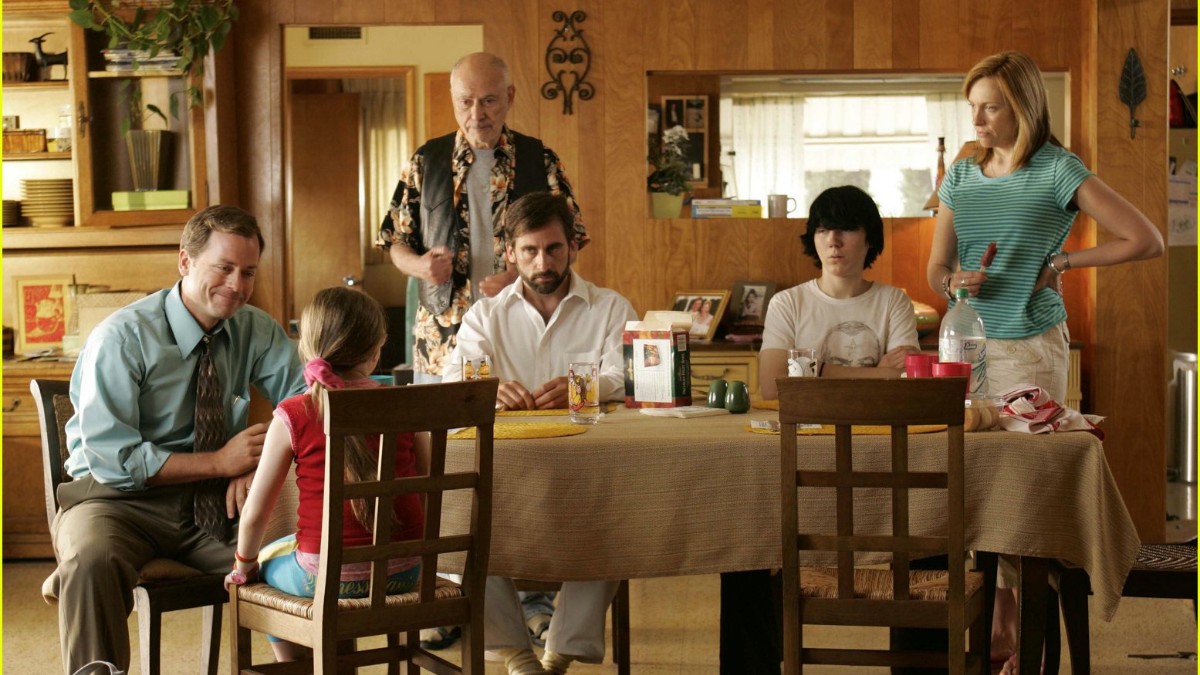 14 Movies Like Little Miss Sunshine (& Where To Watch Them)