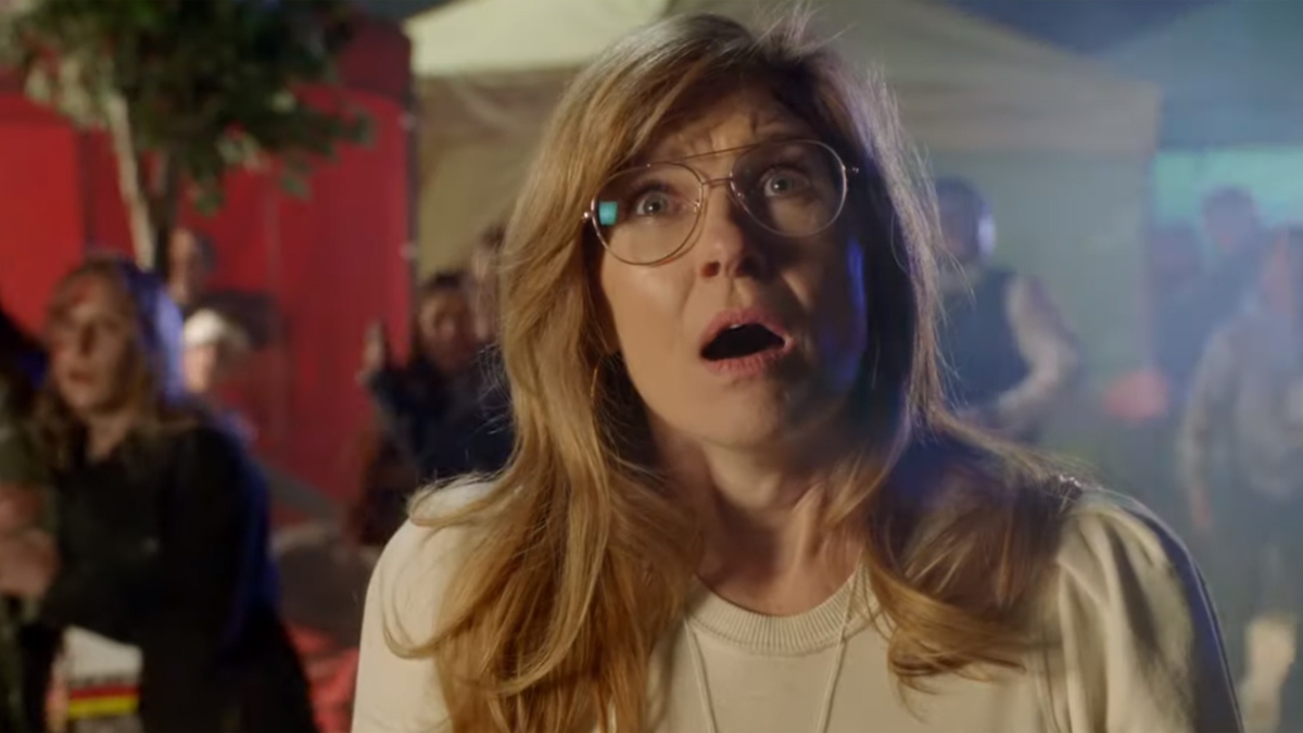911: Connie Britton’S Return Explained — Unfinished Business With Buck ...