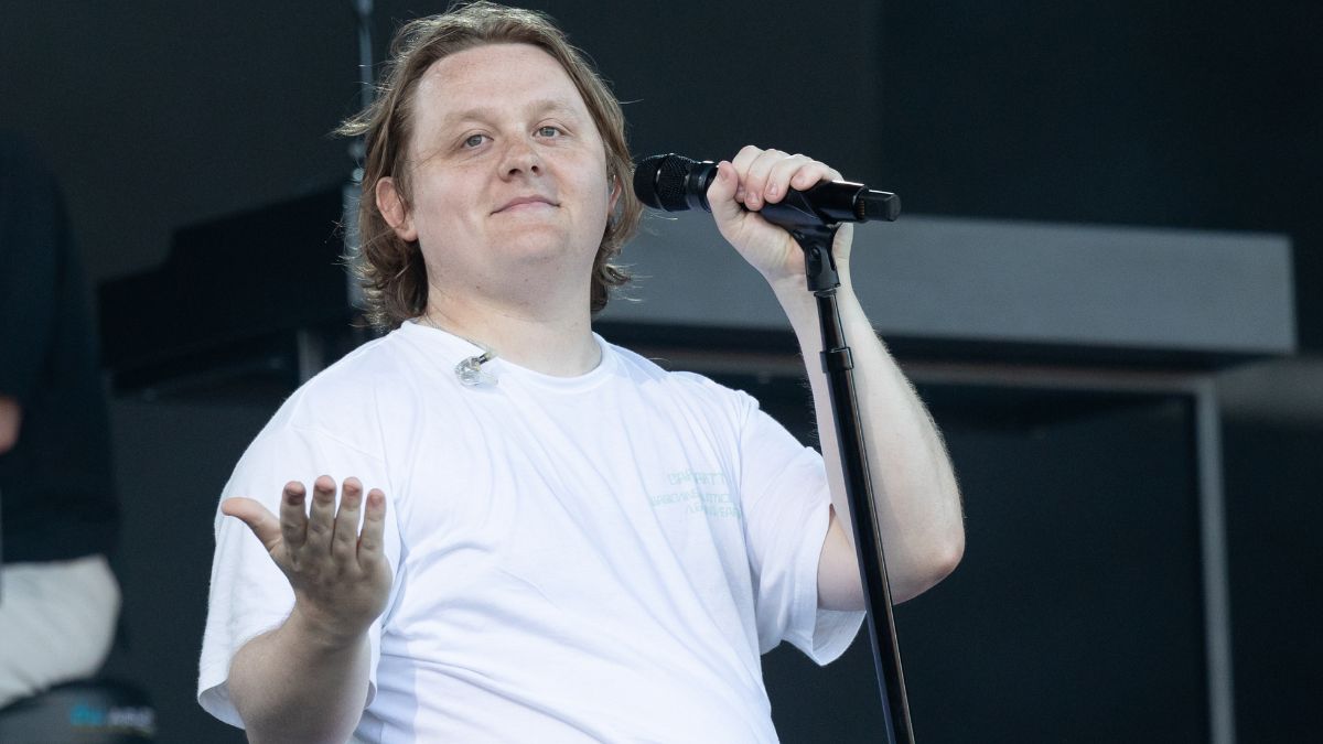 Who Is Lewis Capaldi’s Ex Girlfriend?
