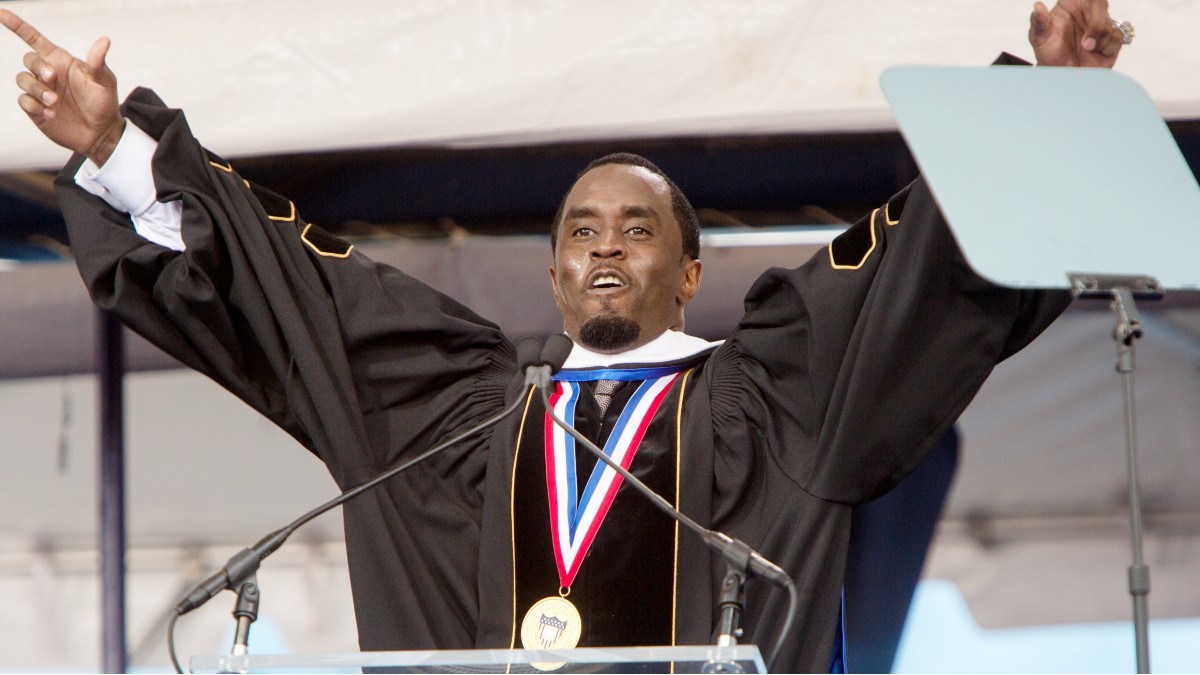 Diddy Dished Creepy Details of His ‘Freakouts’ Back in 2002 on TV and ...