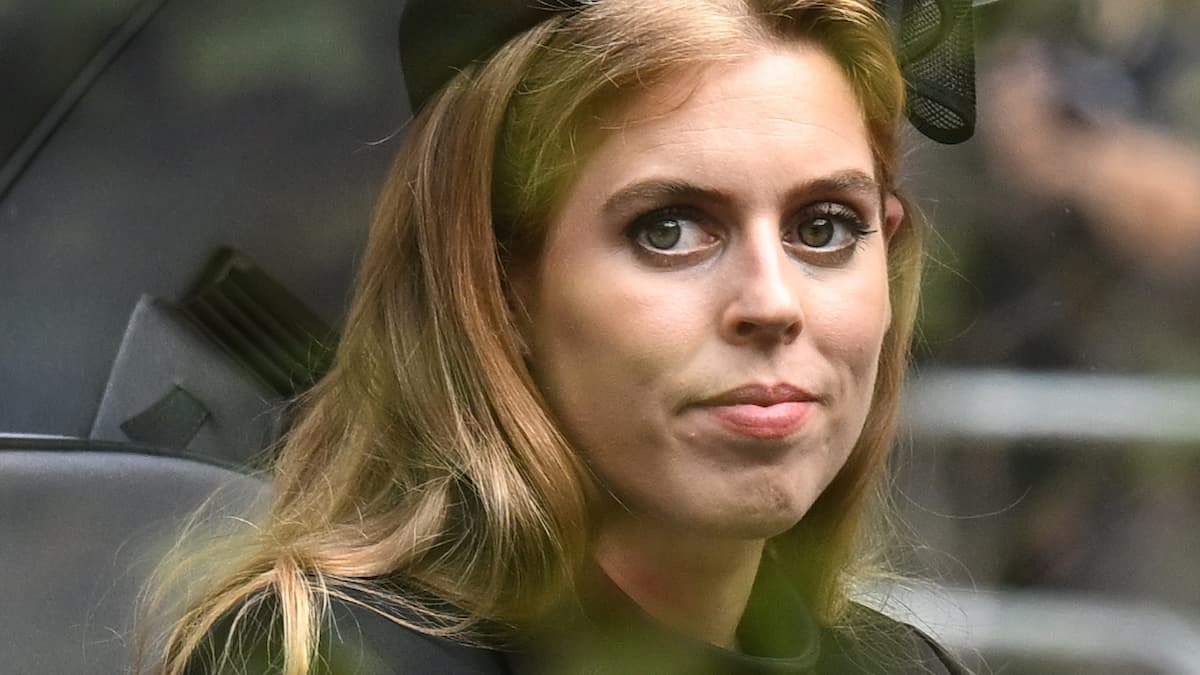 What Happened to Princess Beatrice’s Eyes?
