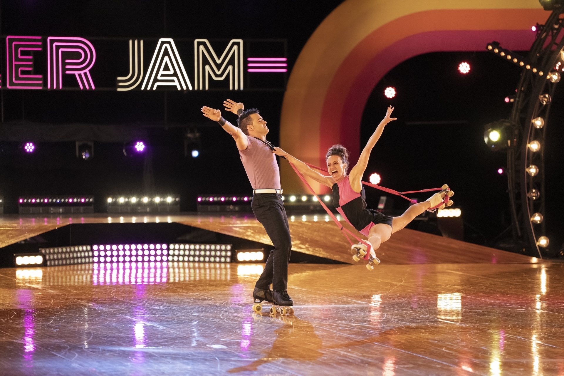 'Roller Jam', Joanna Gaines and an Olympics legend: How to watch new dance competition hosted by ...