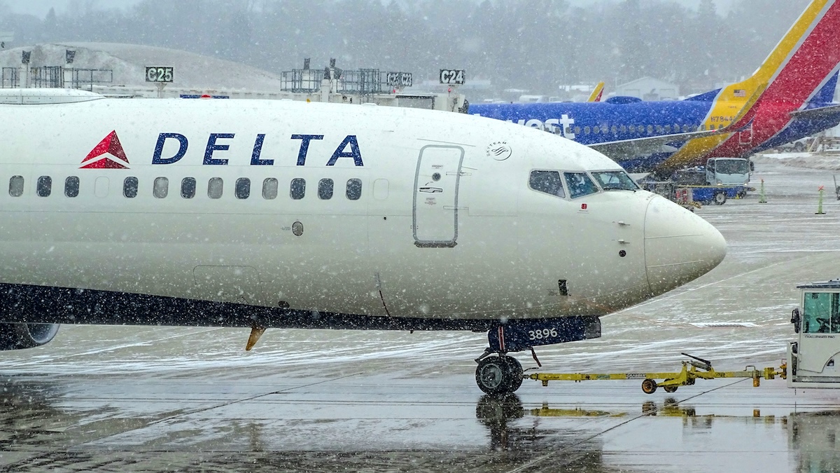 Toronto crash survivors offered $30K by Delta Air Lines CEO with 'no ...